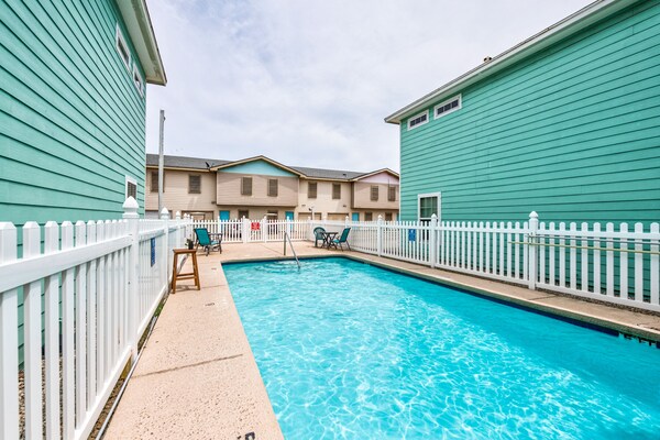 M & S Turtle Cove | Pet Friendly, Walk To Beach! - コーパス・クリスティ, TX