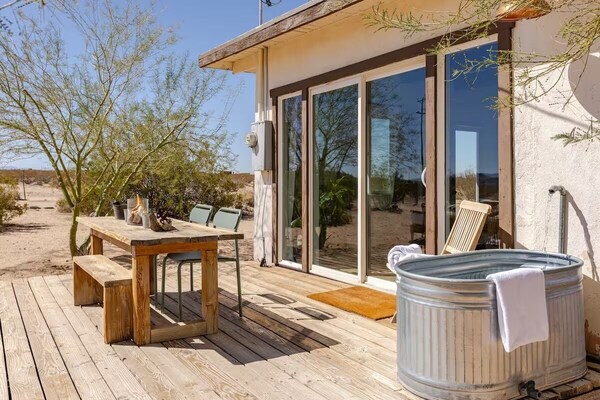The Leeds Cabin: A Civilization Escape - Joshua Tree National Park