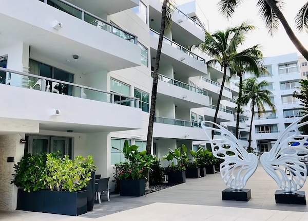 3 Garden View Suites At The Sagamore Hotel South Beach, Near Ocean Drive! - Miami Beach, FL