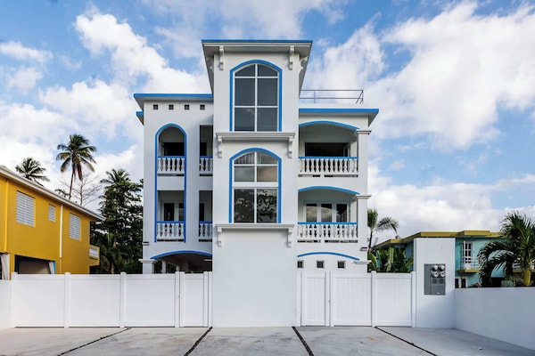 Aguada Ocean Club 1b - 1 Bed 1 Bath Suite - Mayagüez