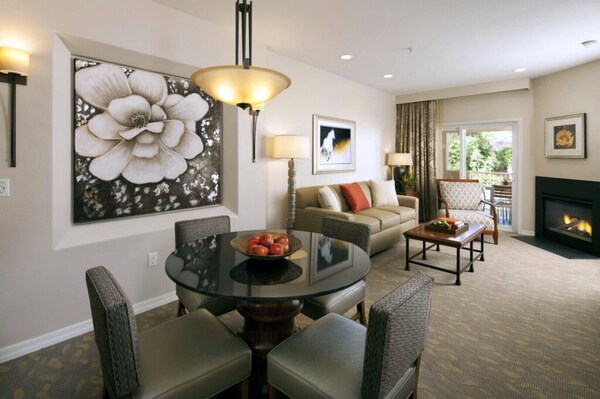 1 Bedroom Premium - Sheraton Desert Oasis - Full Resort Access - Scottsdale, AZ