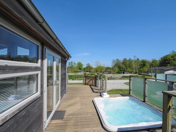 5 Meadow Retreat, Pet Friendly, Luxury Holiday Cottage In Dobwalls - Liskeard