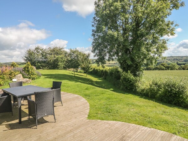 10 Horizon View, Pet Friendly, Luxury Holiday Cottage In Dobwalls - Devon