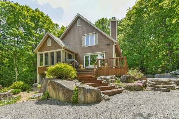 The Chalet Du Lac Vert - Laurentians - Saint-adolphe-d'howard -⭐⭐⭐⭐ - Quebec