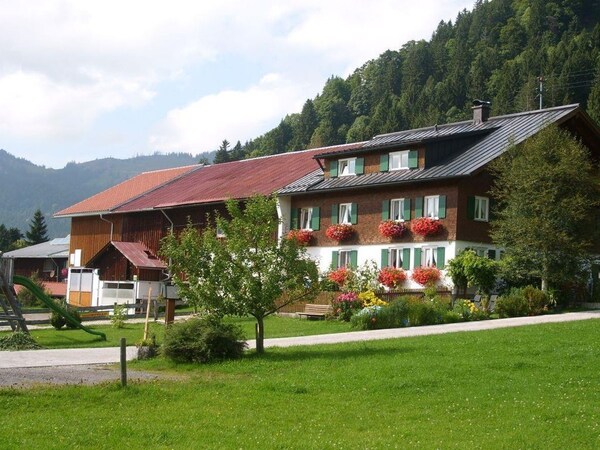 Alpennest - Bergbauernhof Weber - Hinterstein