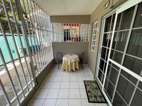Cozy 1-bedroom Apartment In Playa Santa, Guanica With Wifi, Ac, Private Parking. - Guanica