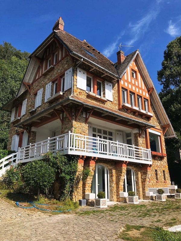 Maison De Charme Nichée Dans Le Bois Pour Une Expérience Unique - Montigny-le-Bretonneux