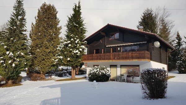 Weiträumige Ferienwohnung Mit Panoramafenster - Bad Kötzting