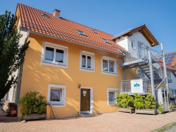 Fünfbettzimmer 30 Qm Mit Eigener Dusche Und Etagen-wc, Max. 5 Personen - Engen
