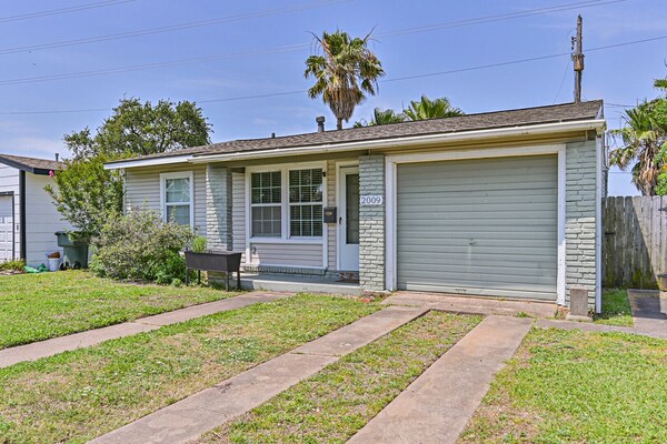 Nice Neighborhood Close To The Water And Tamug - Galveston, TX