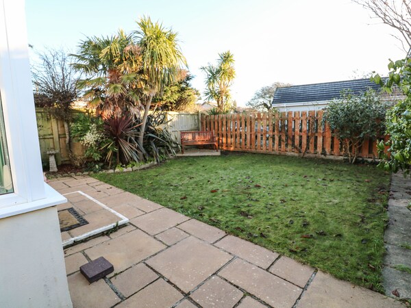 Dunes View, Pet Friendly, Character Holiday Cottage In Cubert - Perranporth