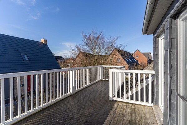 Modern Apartment With 2 Balconies For Up To 4 People. - Sankt Peter-Ording