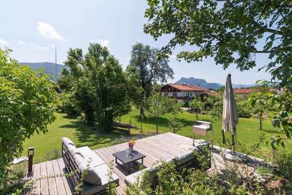 Ferienwohnung Yvonne 85 Qm, Mit Terrasse Und Garten - Aschau im Chiemgau