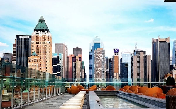 Enjoy A Hassle-free And Suiting Stay! 2 Comfortable Units, Pets Allowed - New York