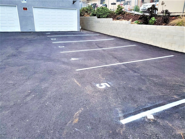 # 4, Studio Apartment, Private Kitchen / Bathroom - El Cerrito - San Diego