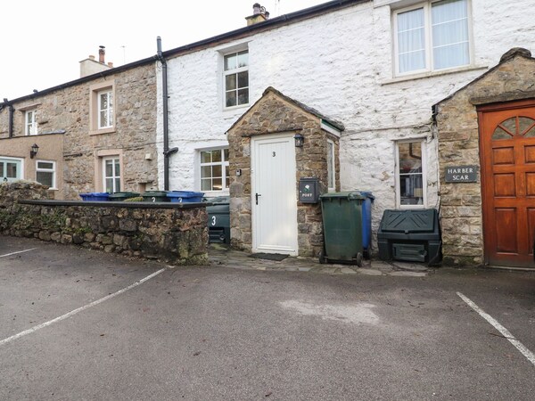 3 South View, Pet Friendly, With Open Fire In Horton-in-ribblesdale - Horton in Ribblesdale