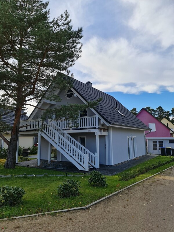 Ferienwohnung/app. Für 4 Gäste Mit 60m² In Röbel/müritz - Waren