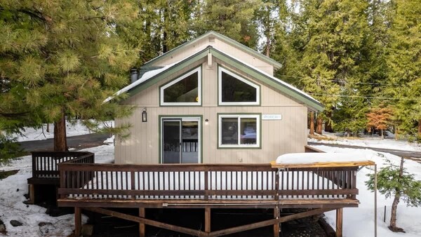 The Dueck Cabin Summa - Shaver Lake, CA