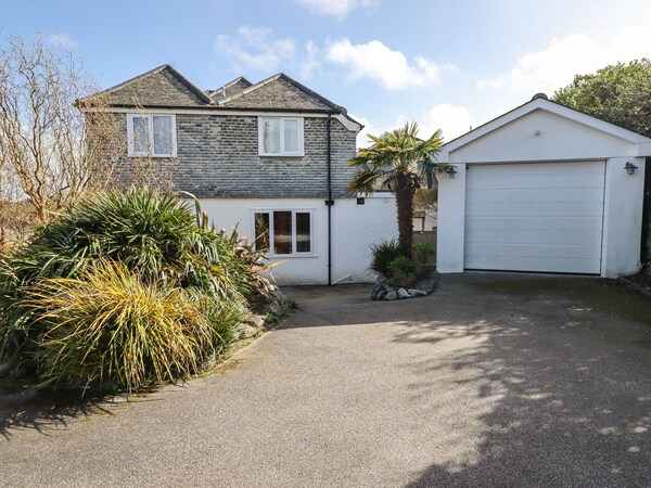 Beachcroft, Pet Friendly, Luxury Holiday Cottage In Carbis Bay - Gwithian