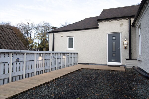 Apley - Outstanding Serviced Apartment - Telford