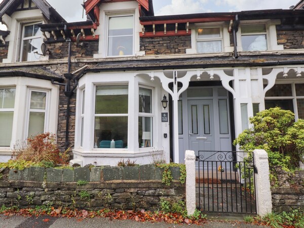 The Bay Cottage, Pet Friendly, Character Holiday Cottage In Ambleside - Ambleside