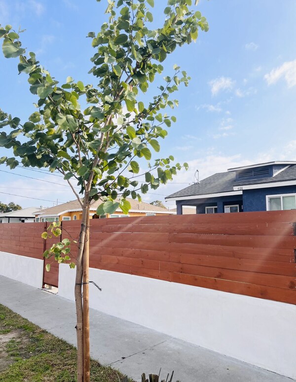 Cozy Home Near Mb & Lax - Gardena, CA