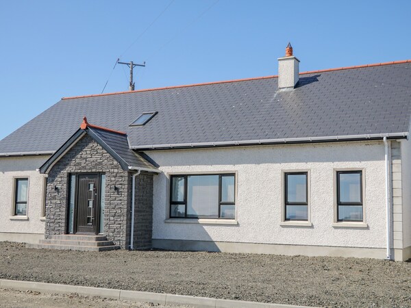 Sjs Cottage, Family Friendly, With A Garden In Castlerock - Limavady