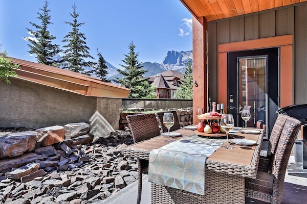 Kronborg By Ssr|top Luxury|top View|1300sqf|2br - Alberta