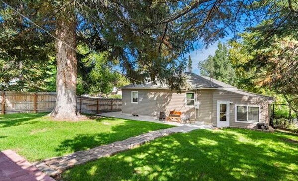 Comfy Stay In Phenomenal Lava Hot Springs.\n 5 Min Walk To Hot Pools!!! - Lava Hot Springs, ID