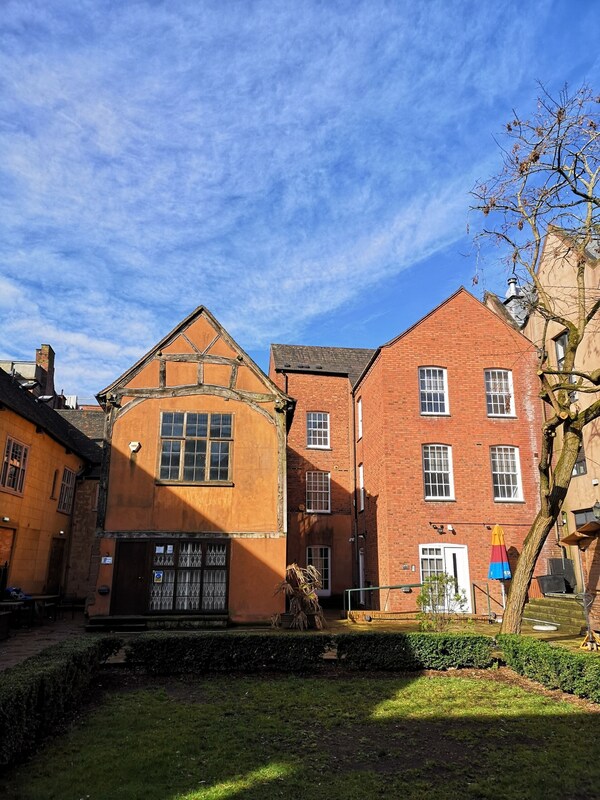 Fantastic Self Contained Studio - Coventry