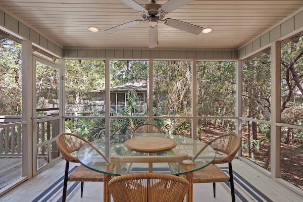 1071 Sparrow Pond: 3br Cottage, Community Pool, Credit For Bikes/beach Gear - Kiawah Island, SC