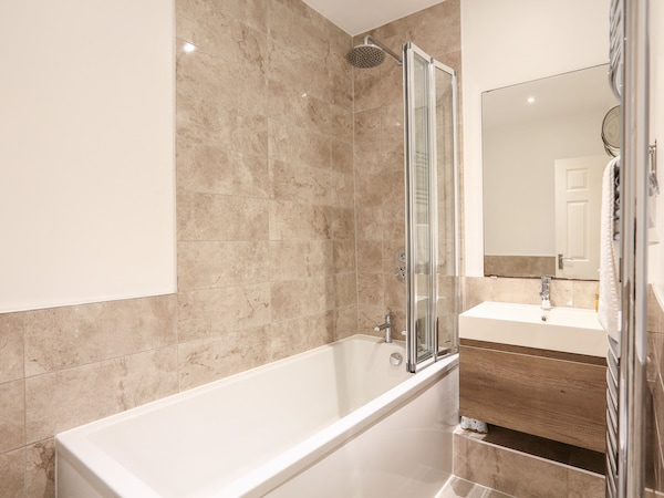 Seaview, Family Friendly, Character Holiday Cottage In Dartmouth - Dartmouth