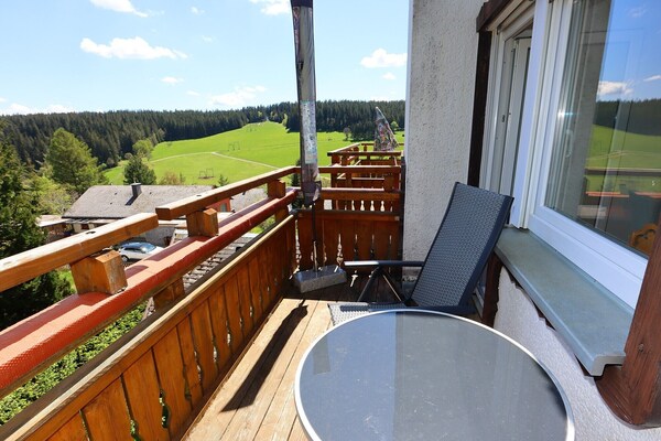 2-room Apartment With Balcony - 40m² - Triberg