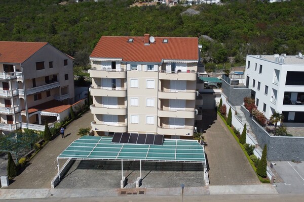Garçonnière Avec Le Balcon Et La Vue Sur Le Mer Dramalj, Crikvenica (As-19997-f) - Crikvenica