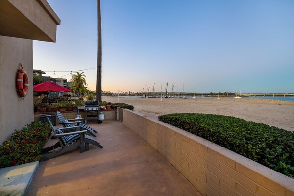 Bayfront W/ Large Private Patio | Ac | Pet Friendly - Coronado, CA