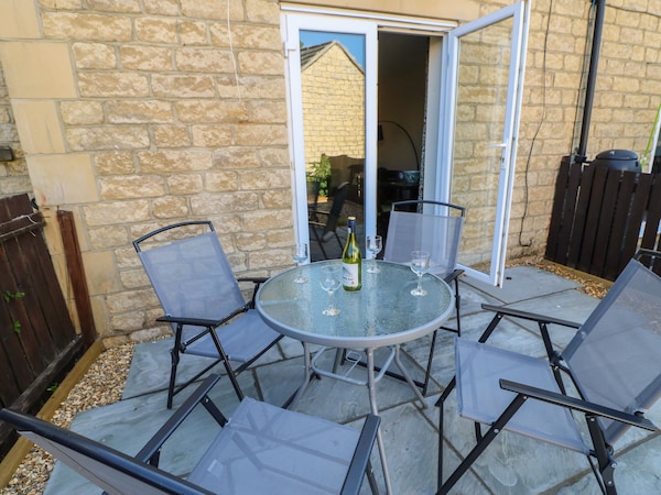 66 Dale Grove, Pet Friendly, Character Holiday Cottage In Leyburn - Leyburn