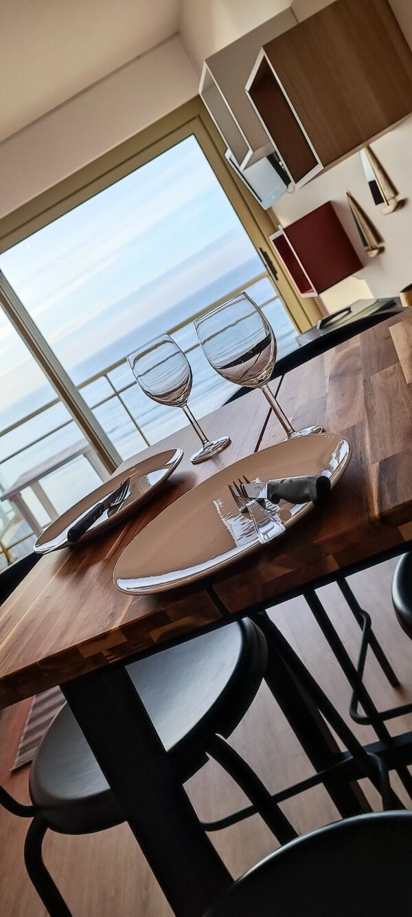 Soleil 8 -Appartement Vue Mer-les Sables D'olonne - Les Sables-d'Olonne