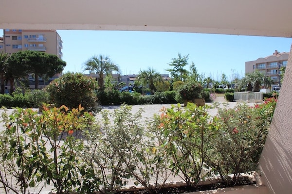 Studio 3-estudio-confortable-baño Con Ducha-vista Al Puerto - Porquerolles