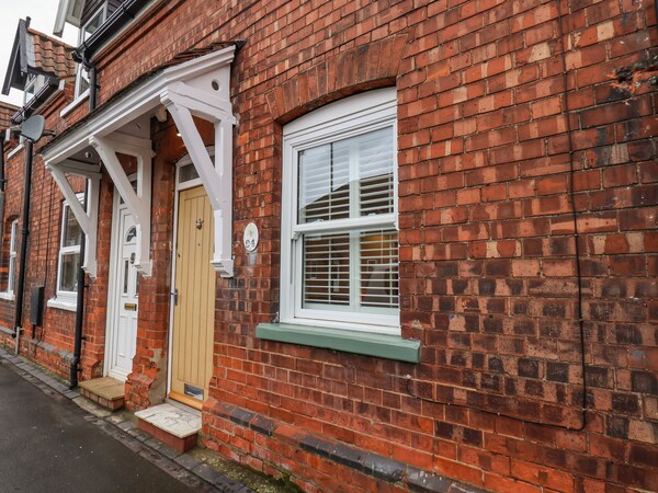 Bumblebee Cottage, Pet Friendly, With A Garden In Beverley - 侯城