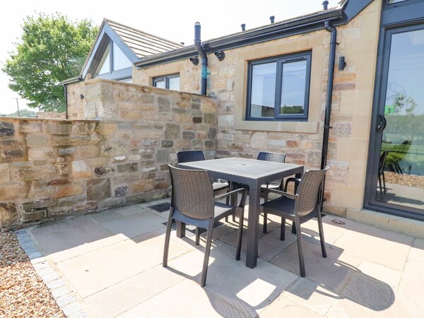 Skirden View, Pet Friendly, With Hot Tub In Chatburn - Clitheroe