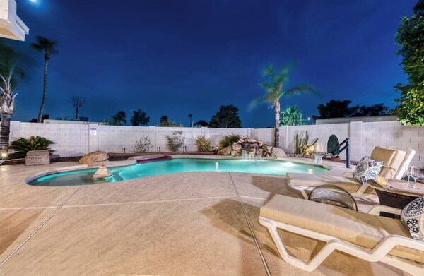 Your Private Desert Getaway With Free Heated Pool! - Phoenix, AZ