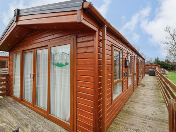 Orion, Pet Friendly, Character Holiday Cottage In Felmoor Park - Écosse