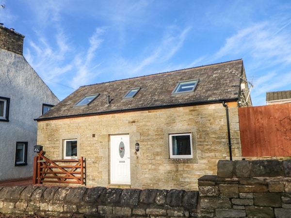 Stable Cottage, Pet Friendly, With A Garden In Hallbankgate - Haltwhistle