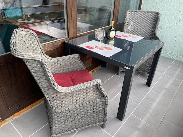 Neu Renoviertes Ferien-appartement Mit üBerdachten Balkon - Freyung