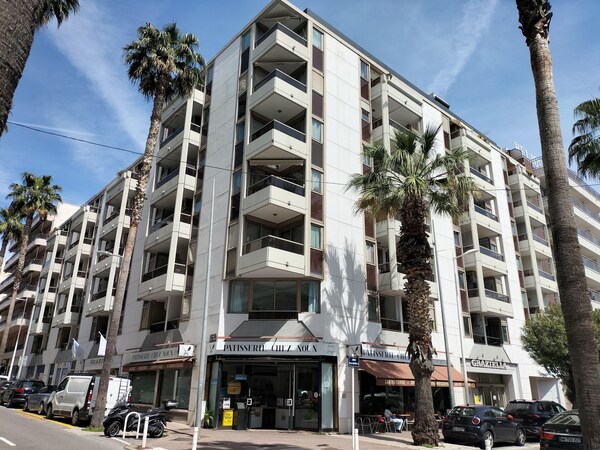 Studio-102-ensuite Bad-gartenblick - Antibes