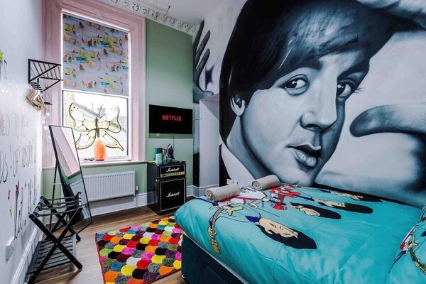 Beatles Themed Hotel 2 Sleeper - Guernsey