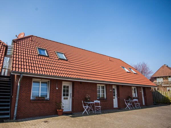 Ferienwohnung - Elstar Mit Terrasse - Wedel