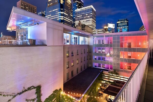 Ensuring A Very Comfortable & Memorable Stay! Near Bakken Library & Museum - Minneapolis, MN