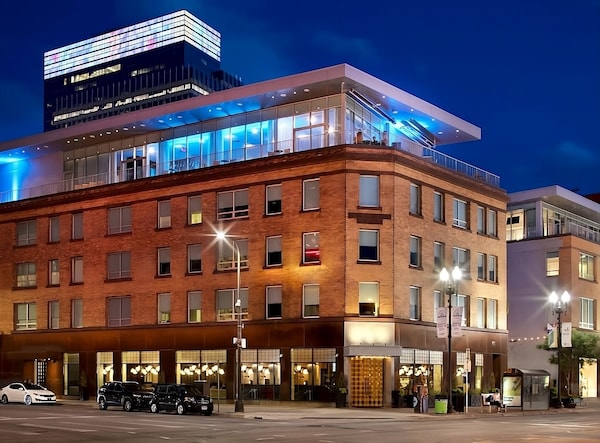 Get Ready For Blissful Getaway! Pets Allowed, Near Bakken Library And Museum - Minneapolis, MN