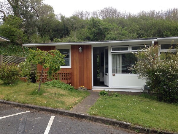 Quiet Chalet, Near The Beach - The Mumbles